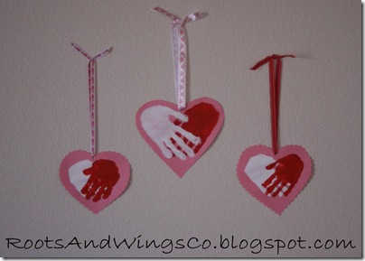 RootsAndWingsCo: Handprint Valentine Hearts